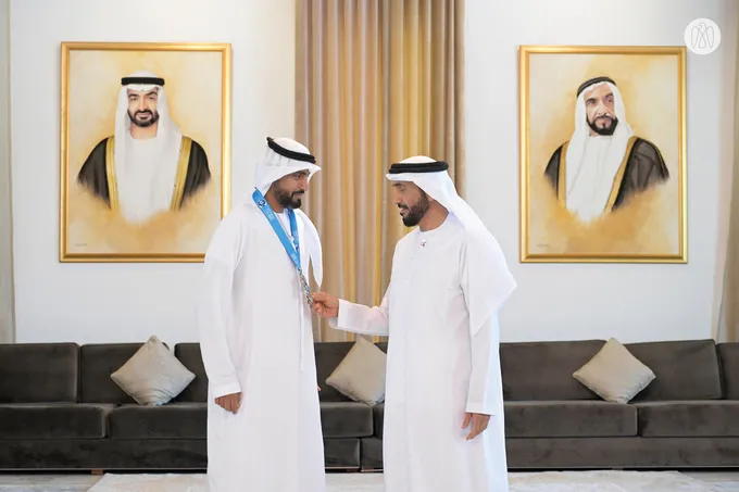 Nahyan bin Zayed honours Emirati runner Salem Al Hashemi